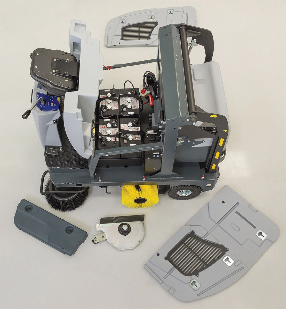 Advance® SW4000™ Rider Sweeper (#56383325) - 49" Sweeping Path ...