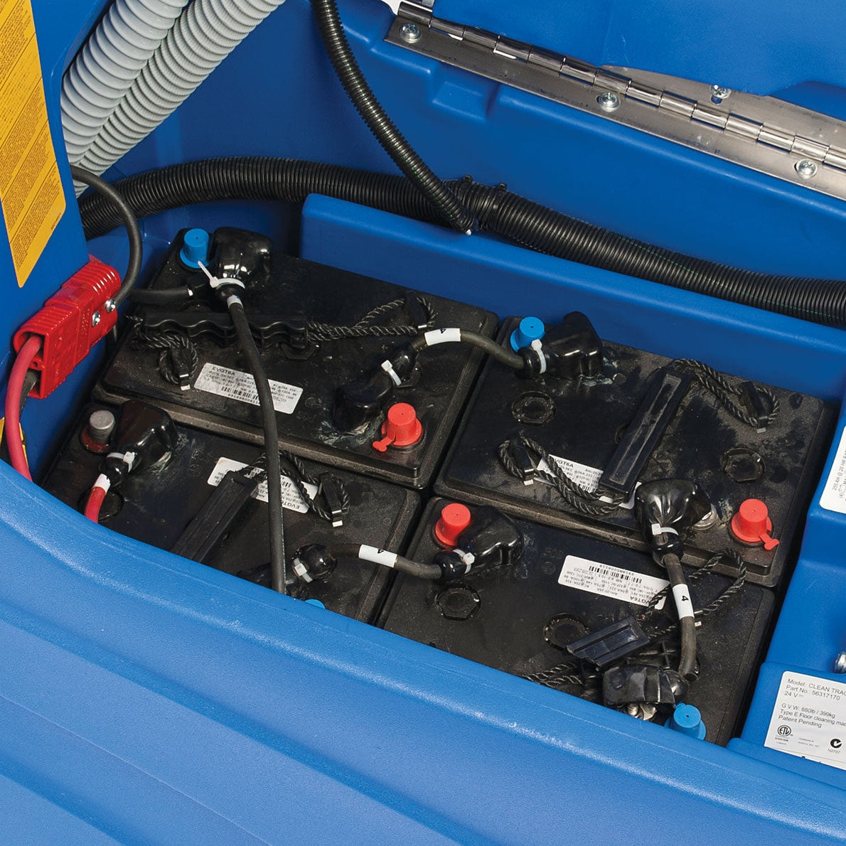 Clarke® Clean Track® L24 Battery Powered Self-Contained Carpet ...